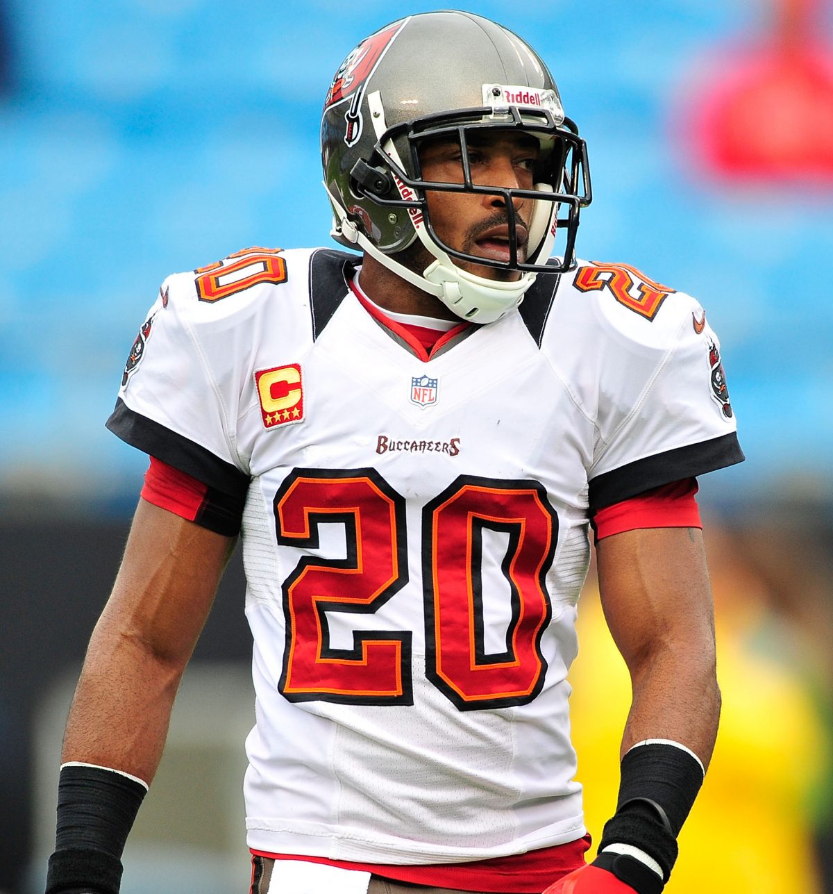 Rondé Barber: From the NFL Record Books to the Tampa Bay Buccaneers ...